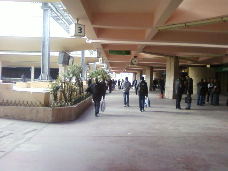 chaiebtaoufik: SNCFT gare place barcelone tunis tunisie