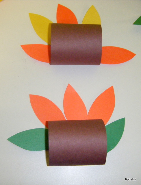 Tippytoe Crafts: Roly Poly Turkeys