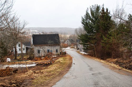 Sparrow-Avenue: Gaspereau Valley Nova Scotia