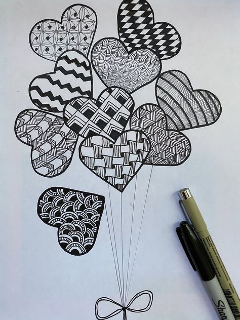 Zentangle and Mandala: Heart Balloons