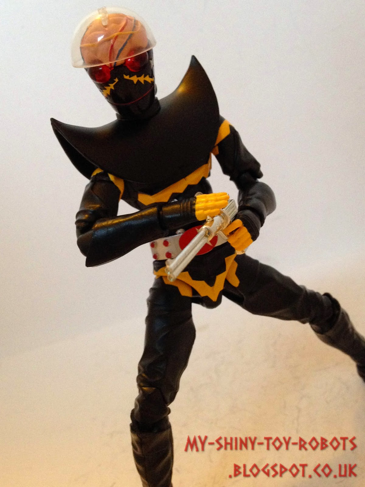 My Shiny Toy Robots: Toybox REVIEW: S.H. Figuarts Hakaider