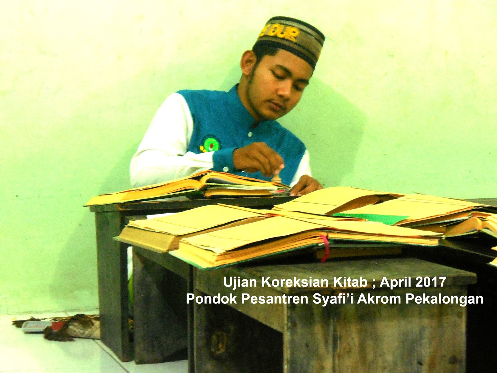 PONDOK PESANTREN SYAFI'I AKROM KOTA PEKALONGAN: 2017