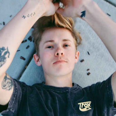 Tanner Fox Wiki, Biography, Age, Girlfriend, Facts, Images and More