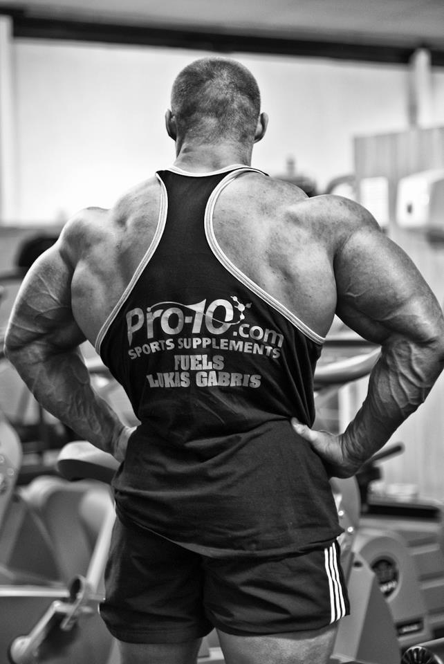 Muscle Lover: Slovakian bodybuilder Lukas Gabris