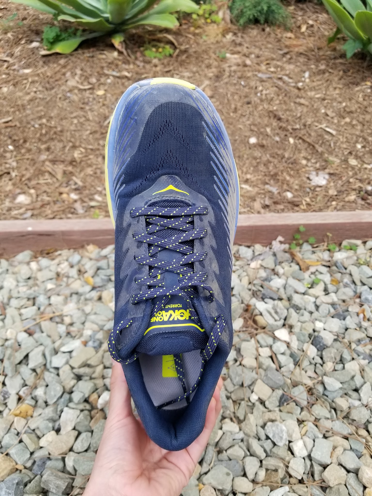 HOKA ONE ONE Torrent 2 Review - DOCTORS OF RUNNING