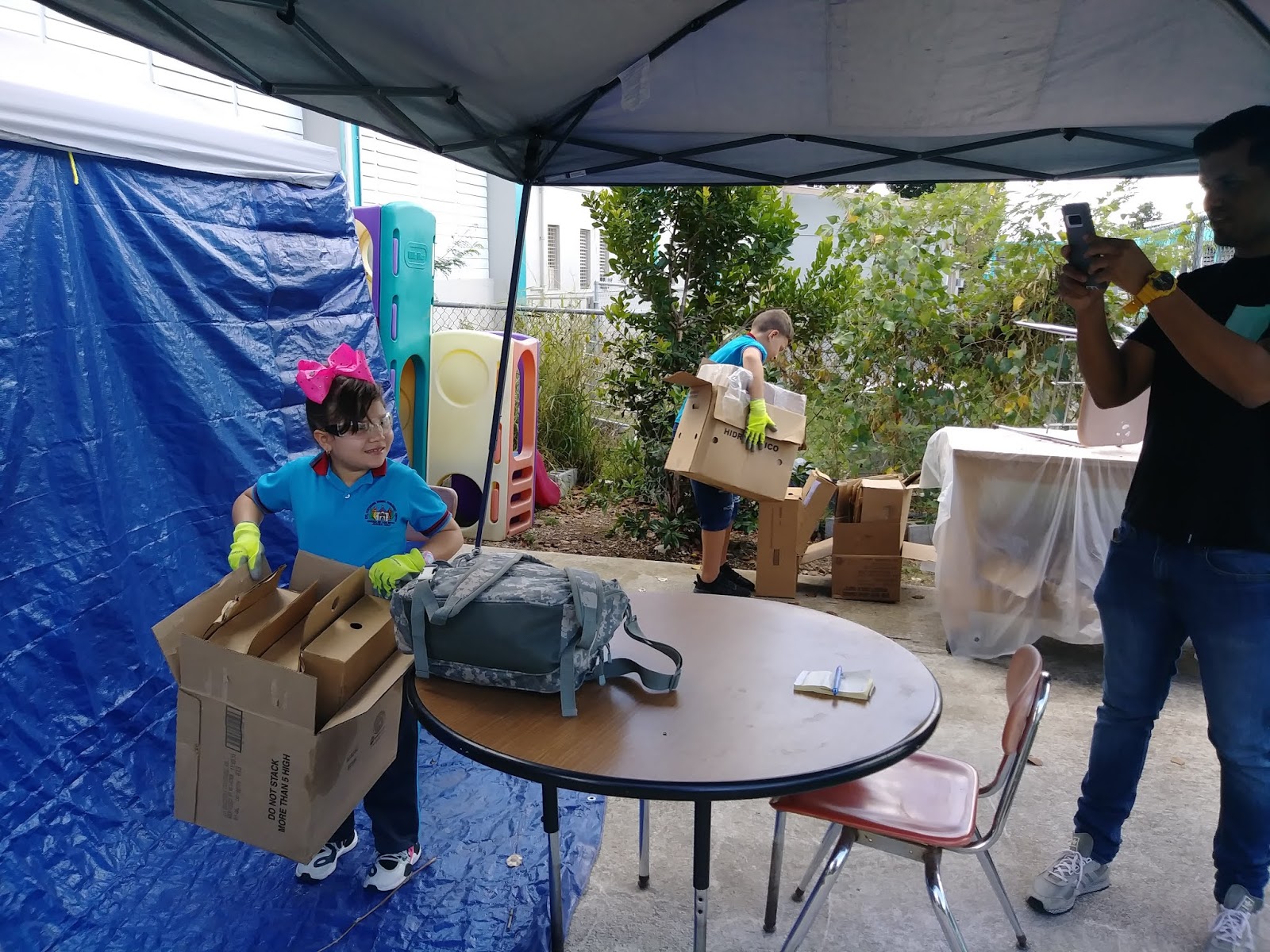 50 cajas de cartón corrugado