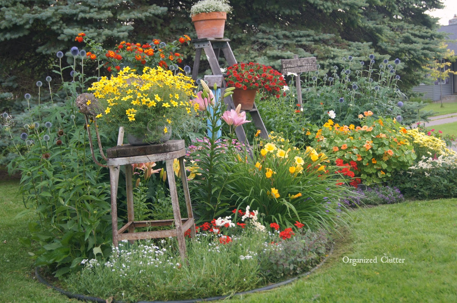 Organized Clutter: Junk Garden Tour 2014 - Organized Clutter