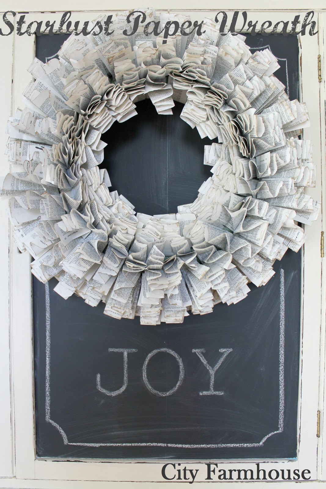 DIY Starburst Paper Wreath Tutorial - City Farmhouse by Jennifer O'Brien