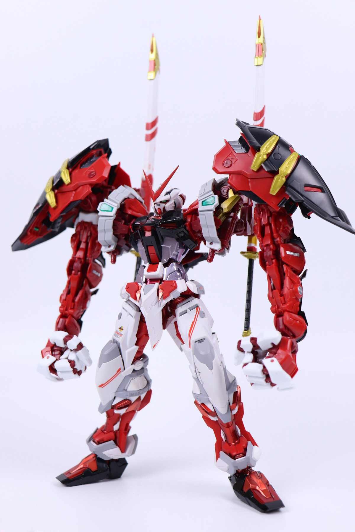 Review Daban 8814 MG 1/100 Gundam Astray Red Frame Powered Red Arm ...