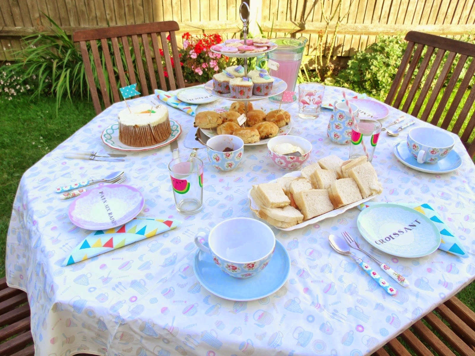 Pre-Birthday Tea Party ♥ - Victoria's Vintage Blog | Milton Keynes Blogger