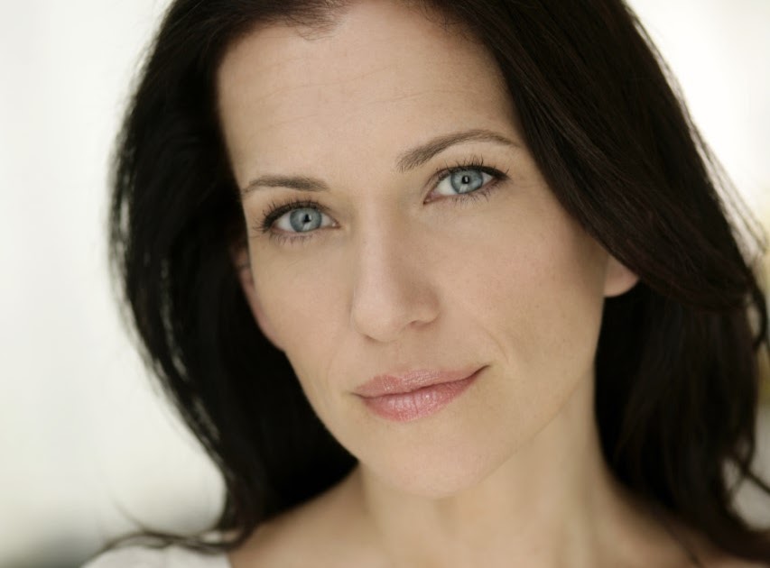 SuzeeBehindTheScenes: Females in Entertainment: Interview with Writer ...