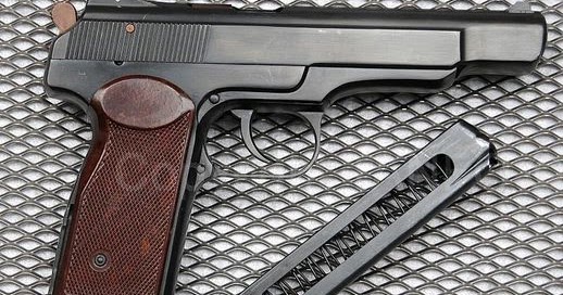 on target shooter nz: STECHKIN APS Machine Pistol: