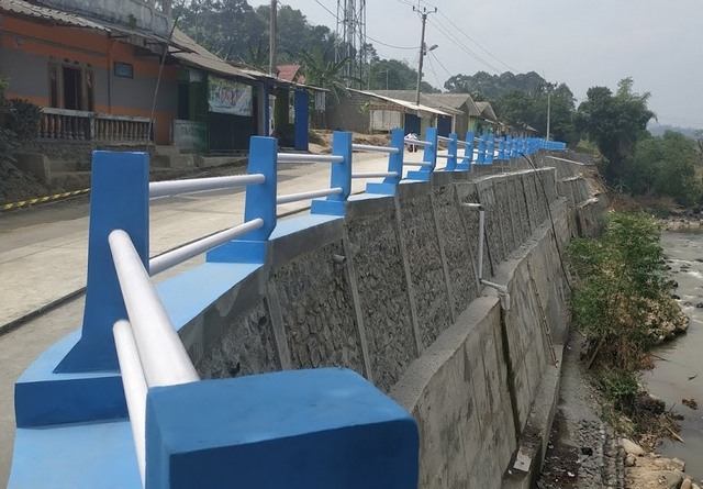 Contoh Dinding Penahan Tanah Contoh Dinding Penahan Tanah