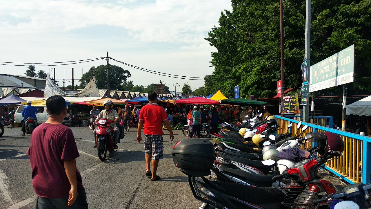 DboystudioMakan: Nat Pokok Getah dan Nat Simpang Empat | Perlis