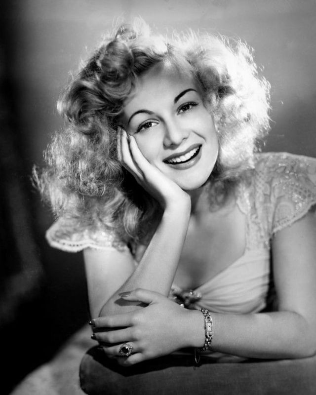 Beautiful Portraits of Eva Gabor in the 1940s and ’50s ~ Vintage Everyday