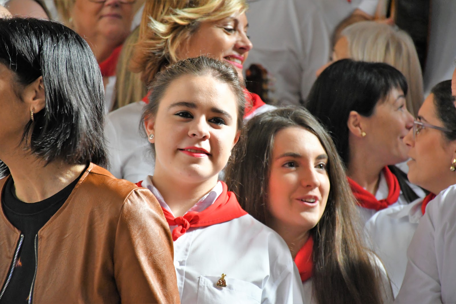 Jotas y Joter@s: Misa Navarra (Campanas del Alba) Homenaje a Tomás ...