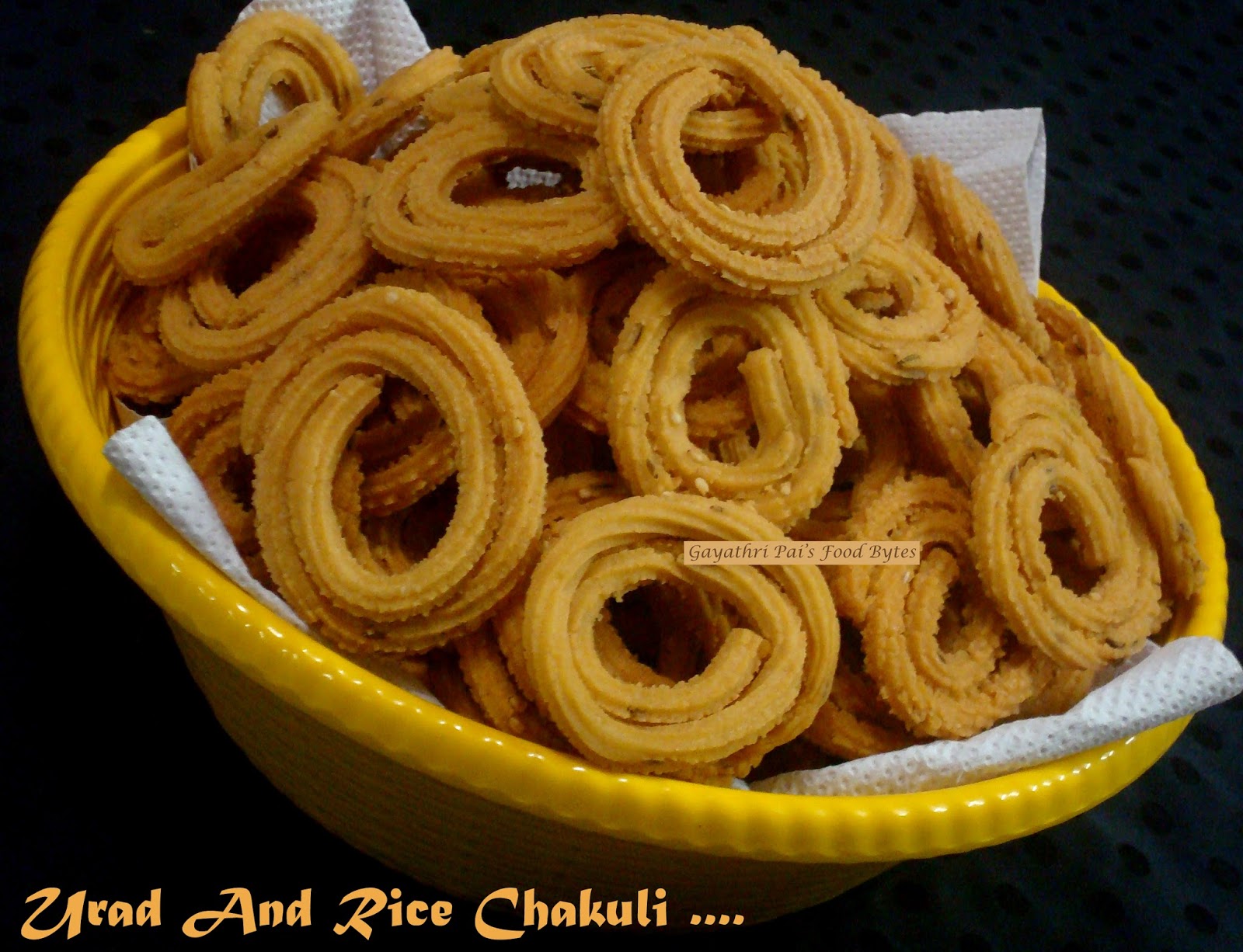 Gayathri Pai's Food Bytes: Urad Dal And Rice Chakuli-Murukku.