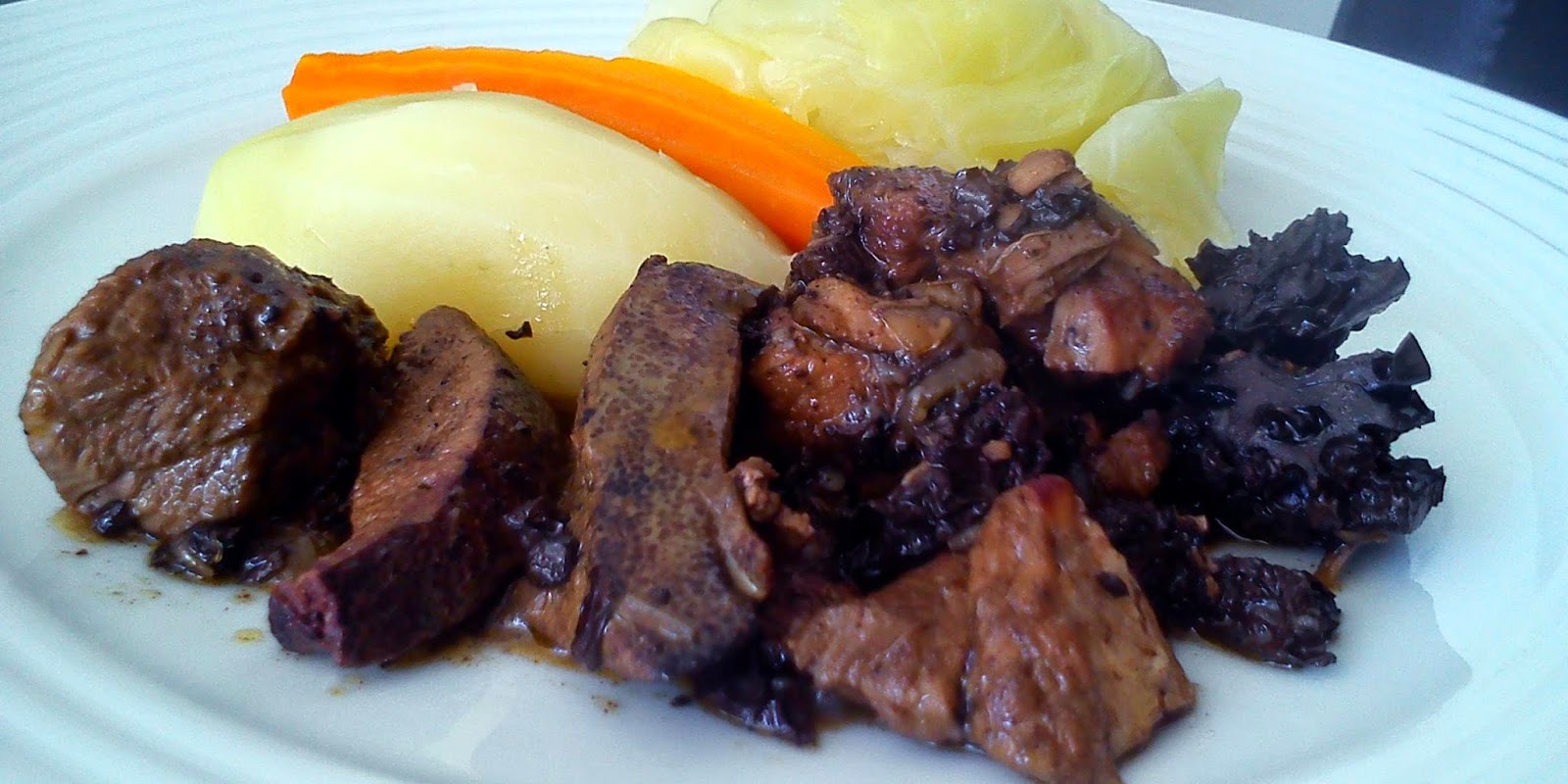 GARFICOPO: Sarrabulho à Moda da Gandara e Quinta do Ortigão Baga Bruto