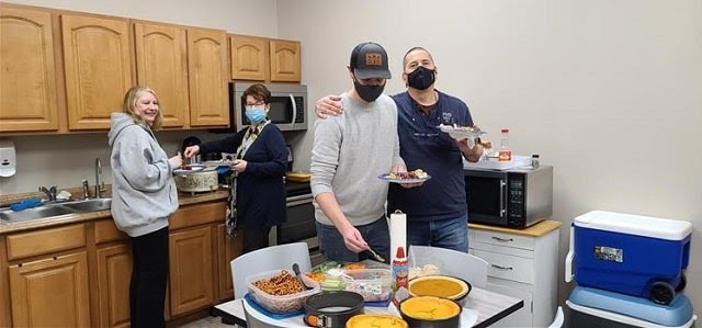 Lean Startup Life: How To Plan A Worksgiving Event As A Startup