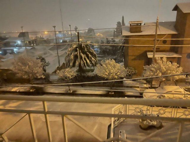 Mirá las imágenes impactantes de la nevada en Córdoba después de 14 años