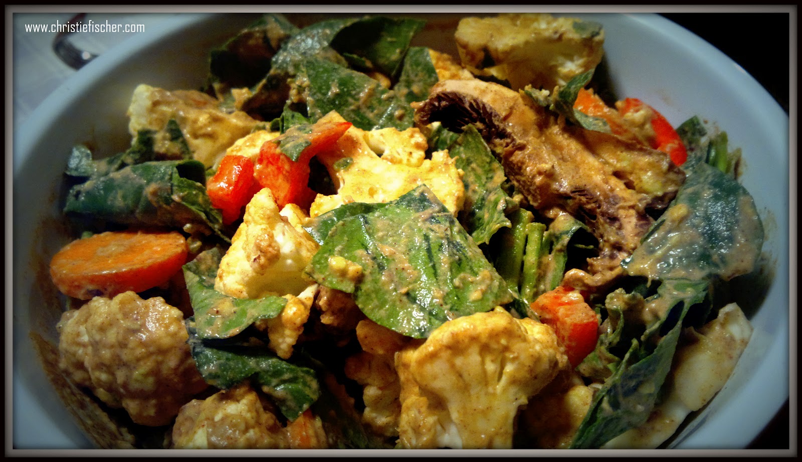 Christie Fischer : Saturday Night Potluck Feast