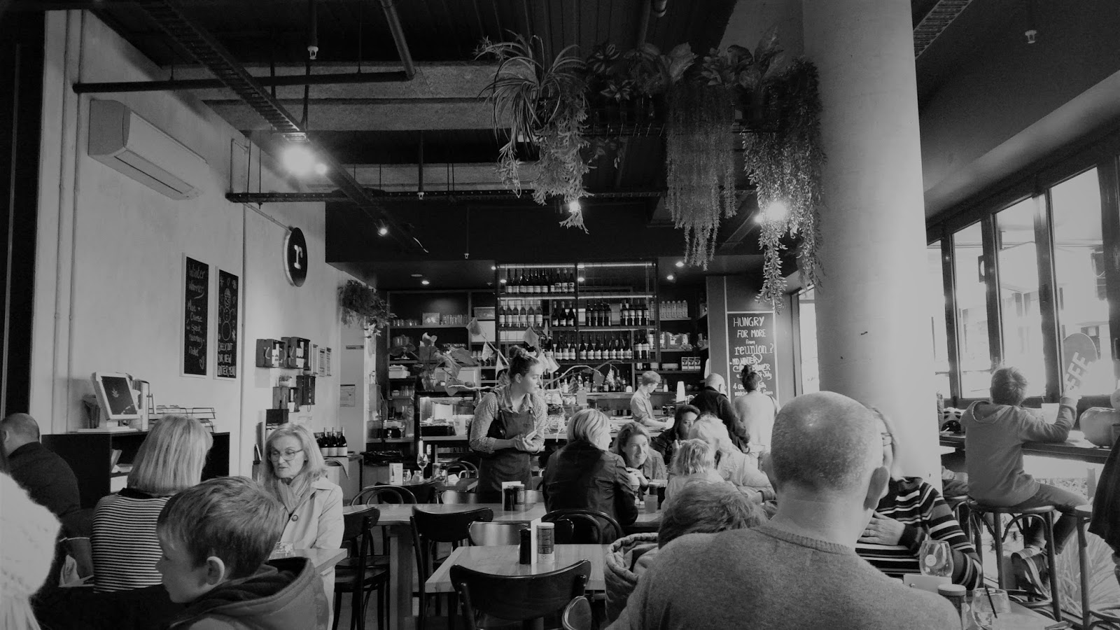 Reunion Cafe and Dining, Surrey Hills