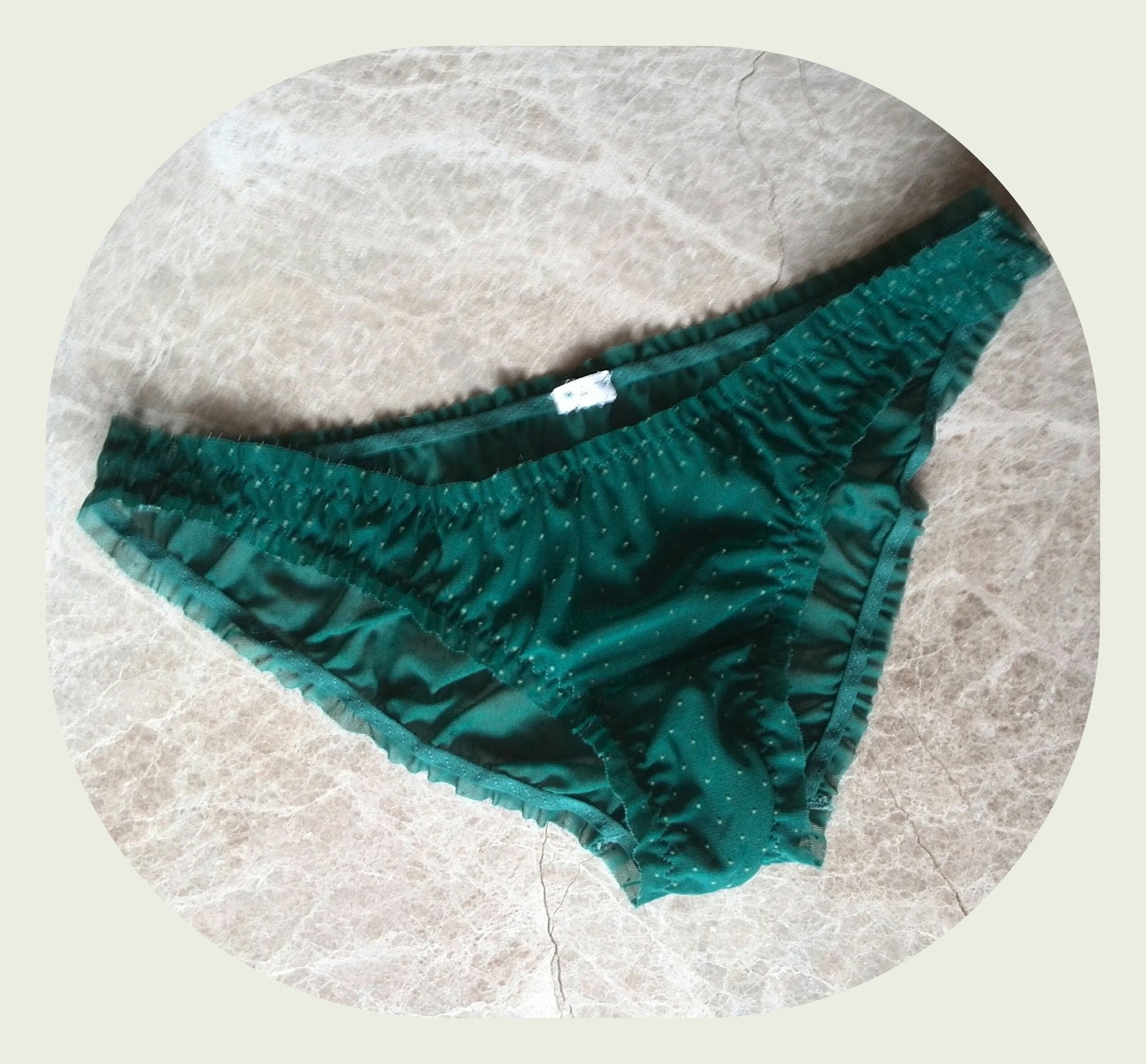 BURUSERA ANGELA SPICE: 2016