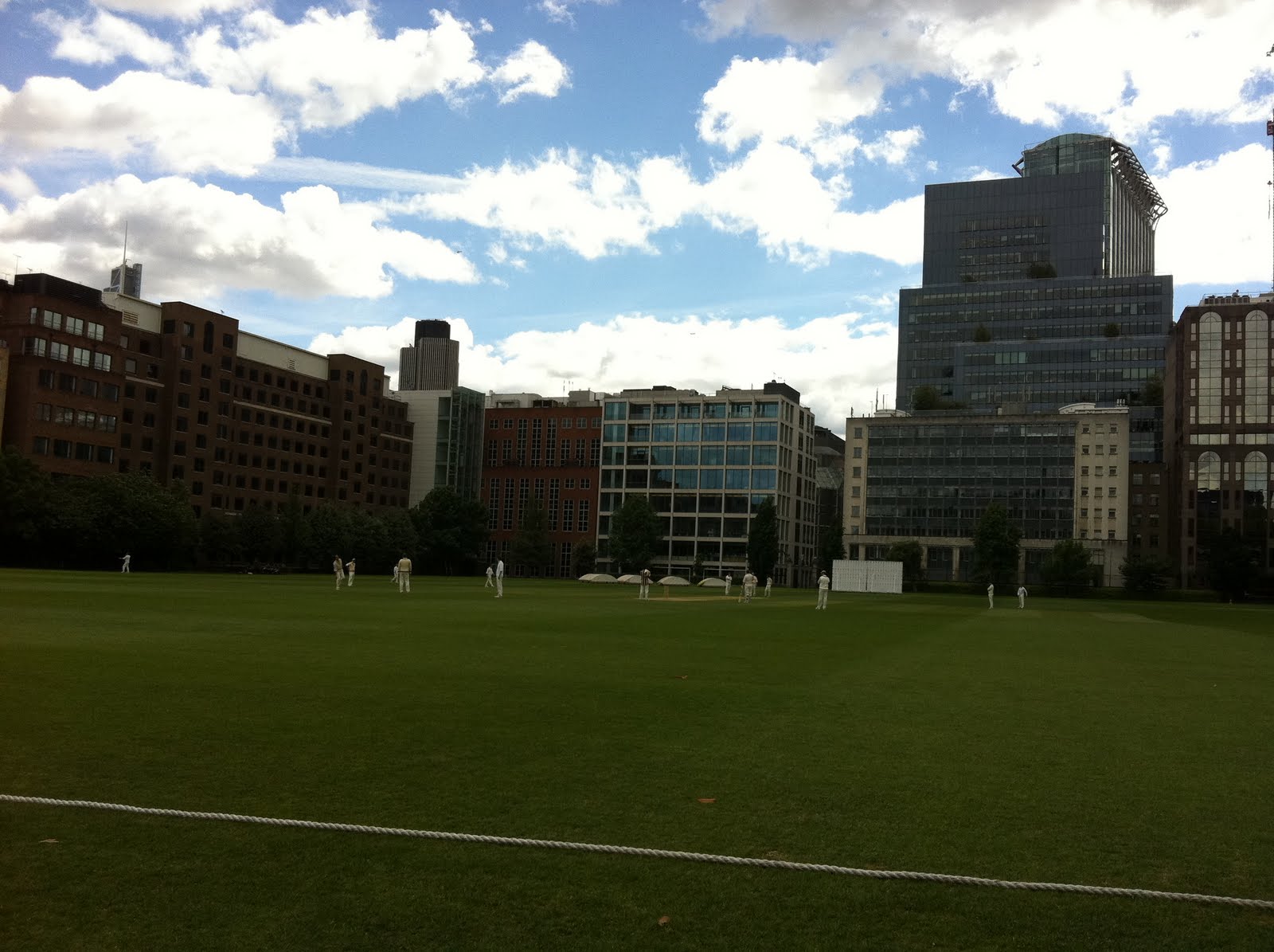 The Crap Cricketer: 15/05/11 - HAC Ground, London