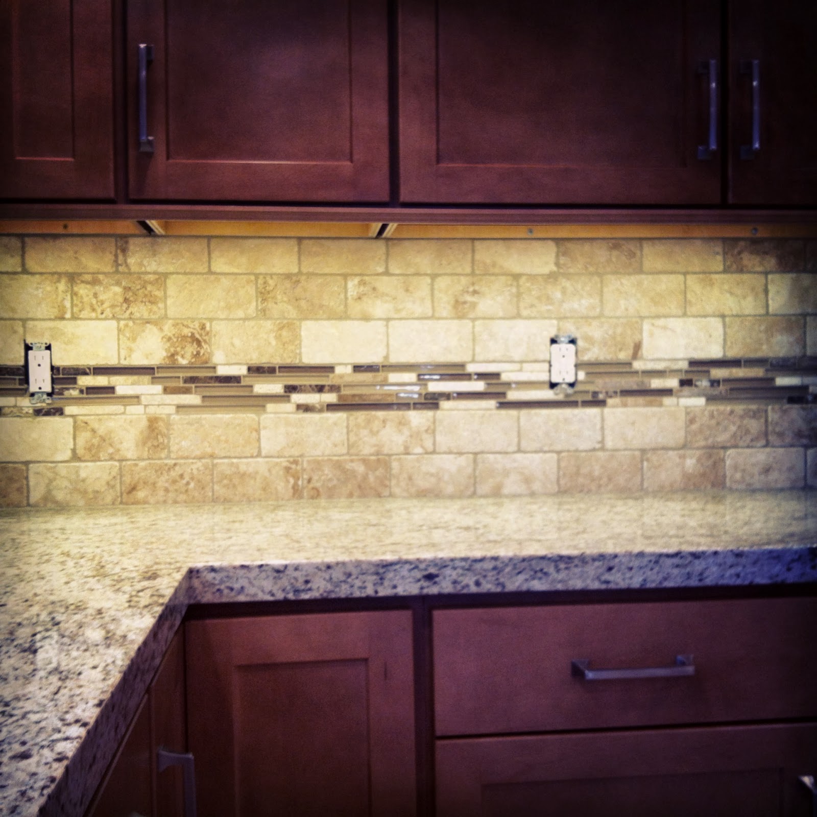 Kitchen Running Bond Backsplash