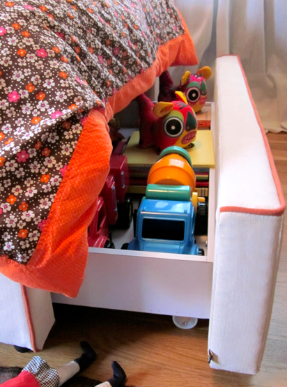 GiftLOVE: Hello Monday!: SOBU Junk in the Trunk Bed 50% Off!