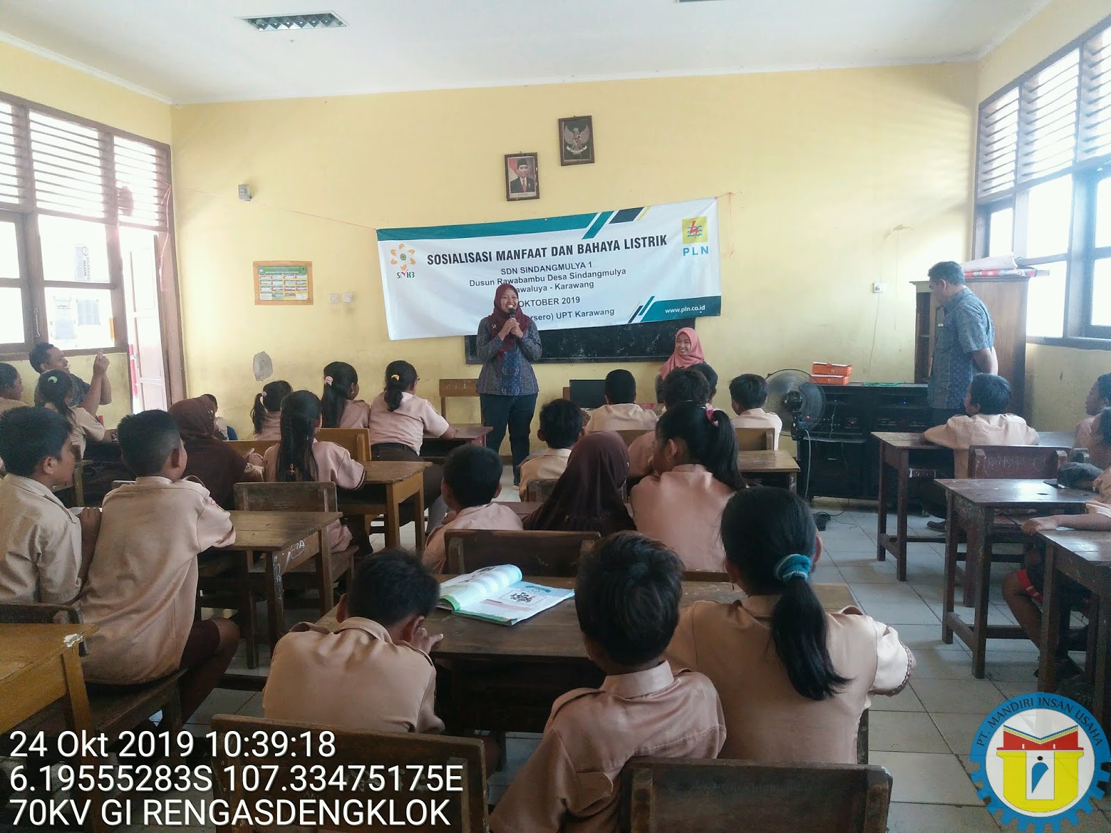 PT. PLN (Persero) UPT Karawang Mengadakan Sosialisasi di SDN Sindang ...