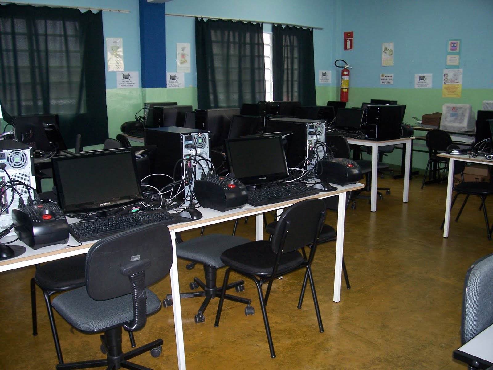 Educamos, logo @gimos...: Nova Sala de Informática