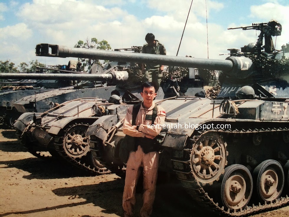 Senang Diri: Singapore's armoured forces target 50:50 balance between ...