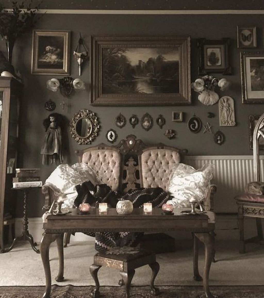 30+ Extraordinary Horror Living Room Decor Ideas