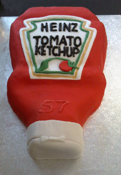 Deluxe Cakes: Tomato Ketchup Cake