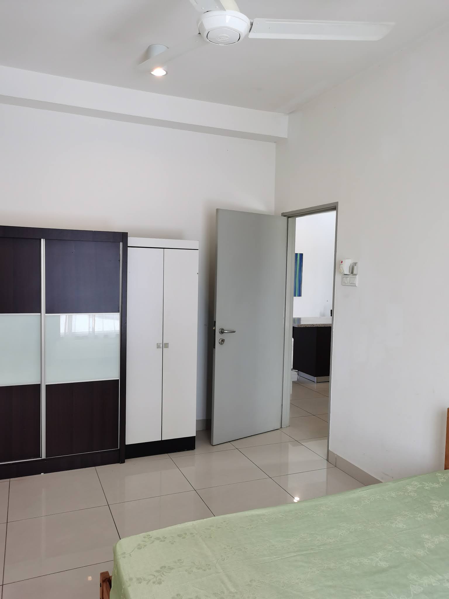 Zenith Residences Service Apartment for Rent in Kelana Jaya, Petaling ...