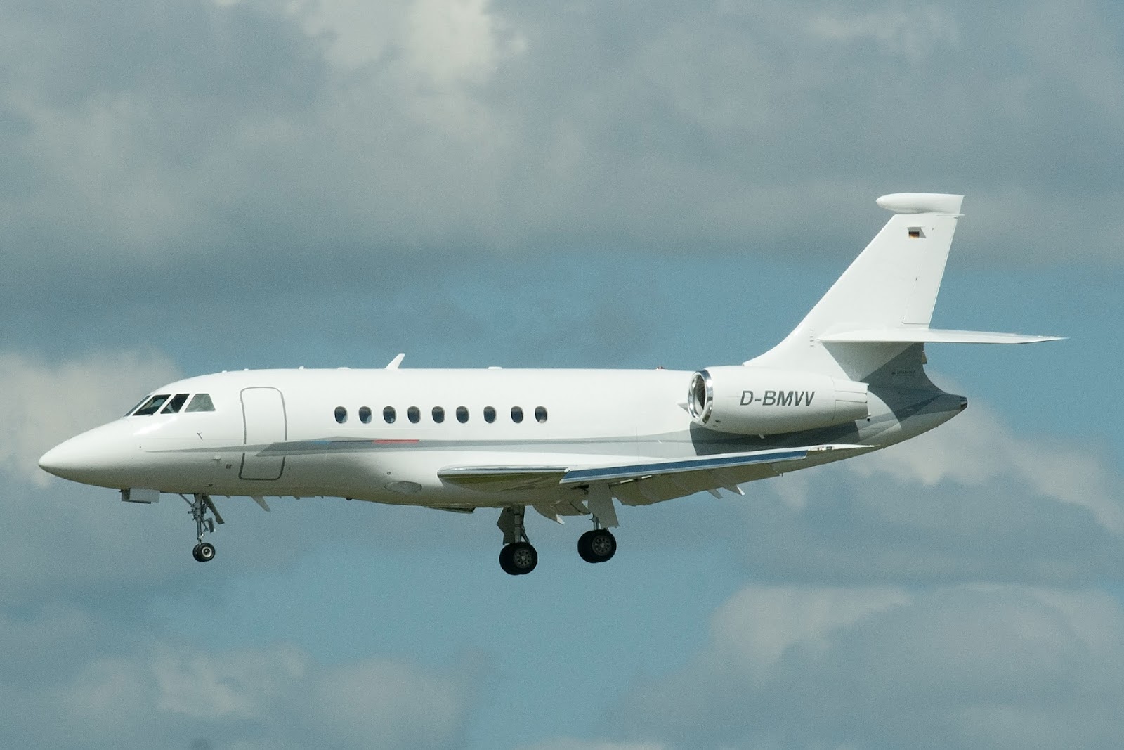 GB Special: Falcon 2000EX, BMW, D-BMVV,