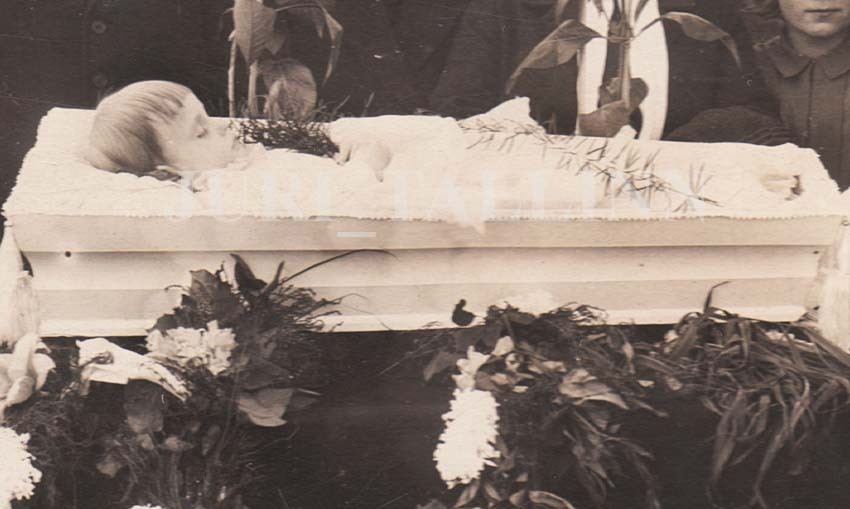 Galería Nocturna: Post Mortem LXXVII