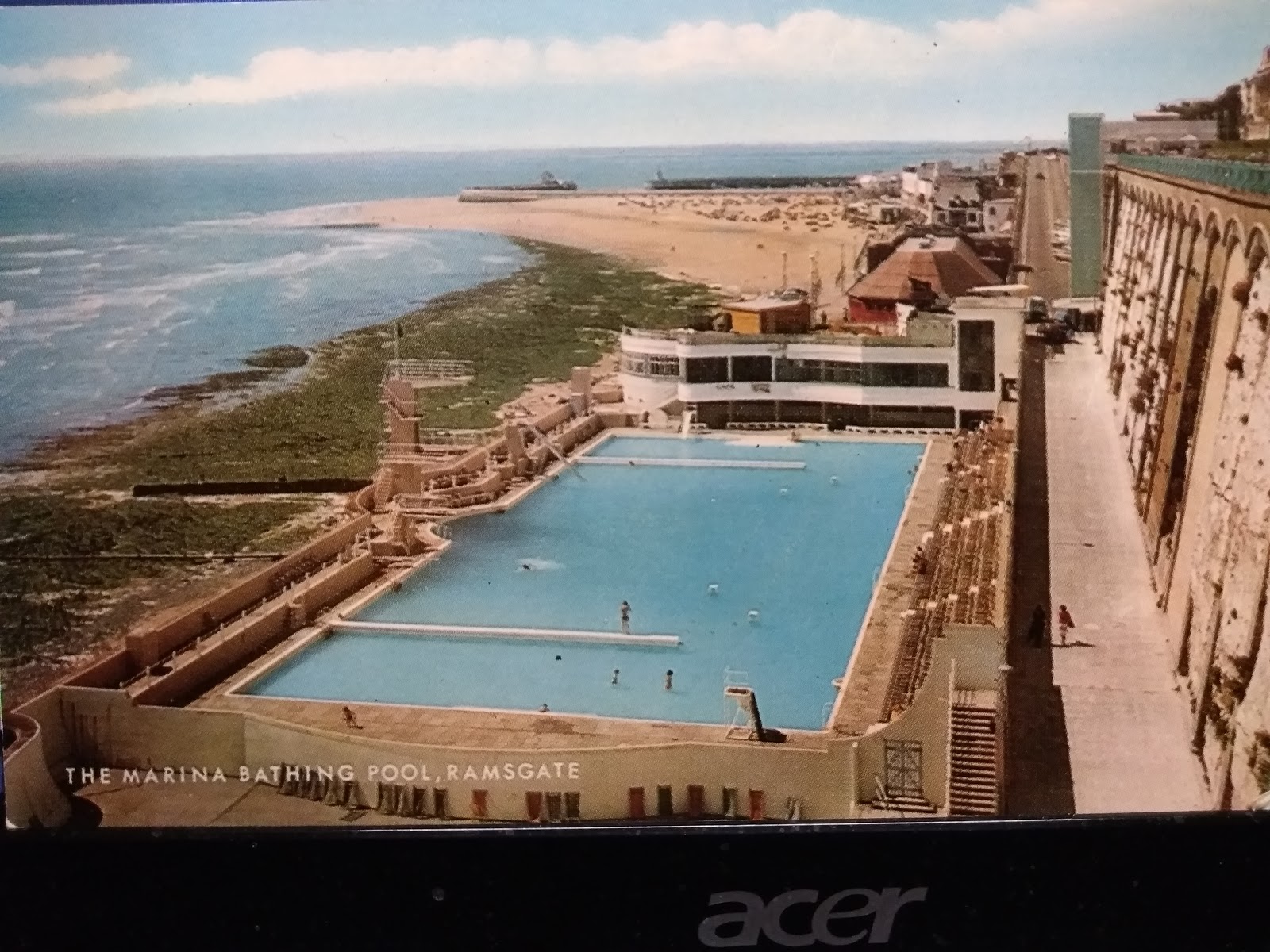 thanetonline: Mainly Margate Lido photos and a minor ramble