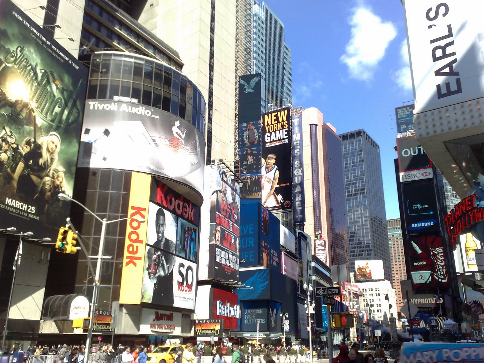 Around the States in 180 days: 13 March- Times Square in the day