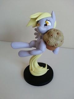 Equestria Daily - MLP Stuff!: Toy Review - Convention Exclusive Derpy ...