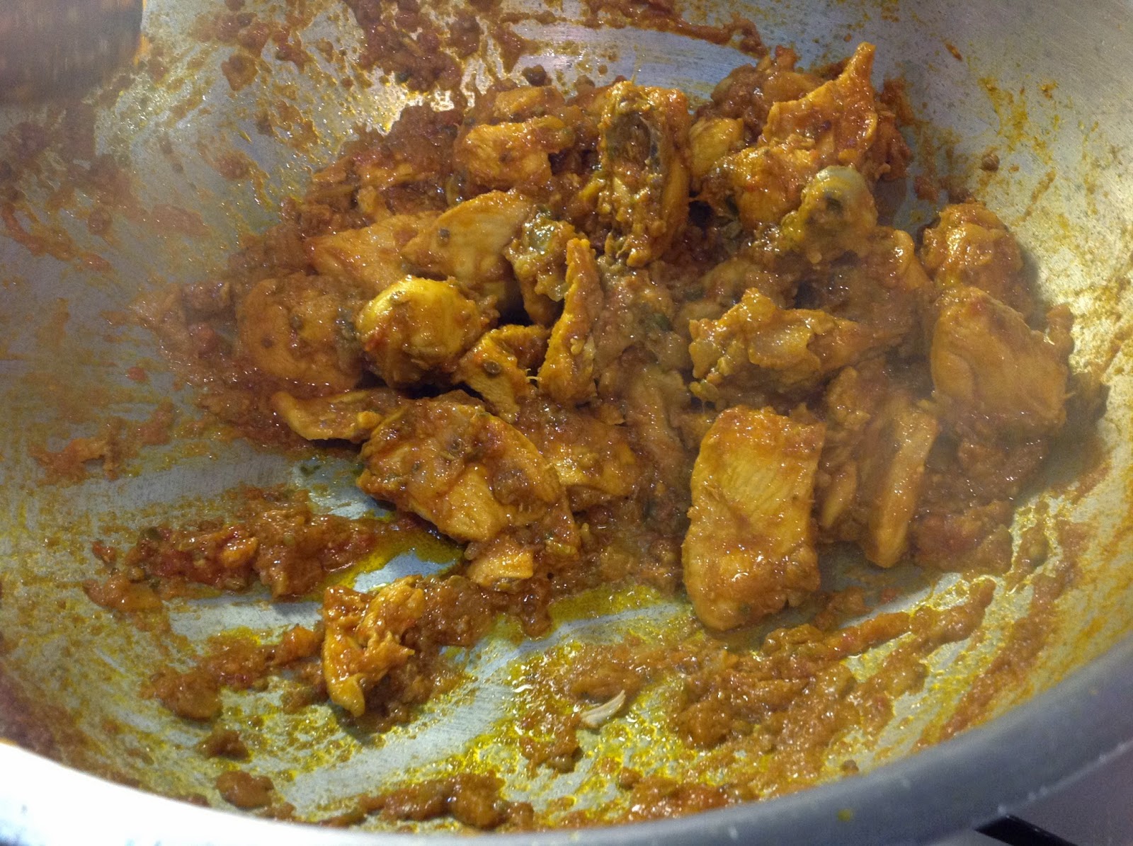 This Muslim Girl Bakes: Fried Chicken Curry