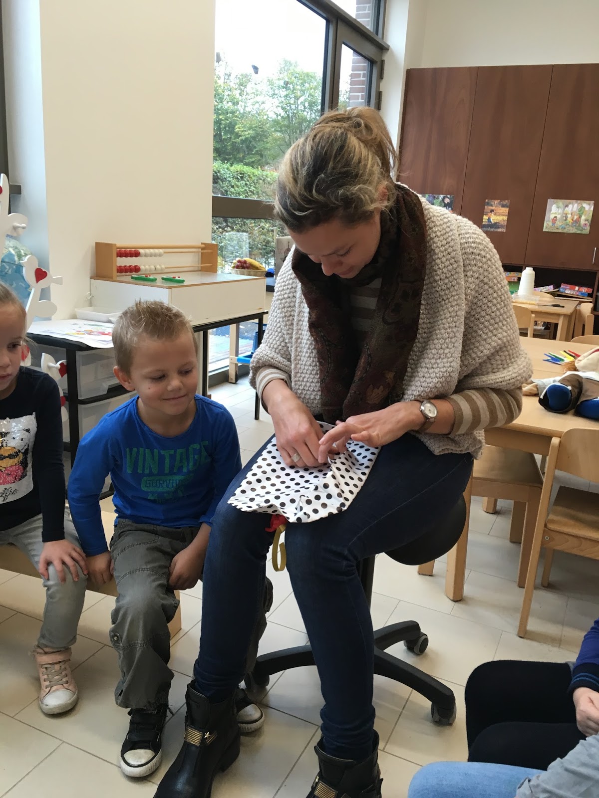 Juf Els/ juf Charlien 3de kleuterklas: Dag juf Sophie!