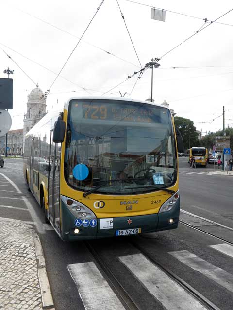 Lisbon Bus 729 - Portugal Visitor Guide
