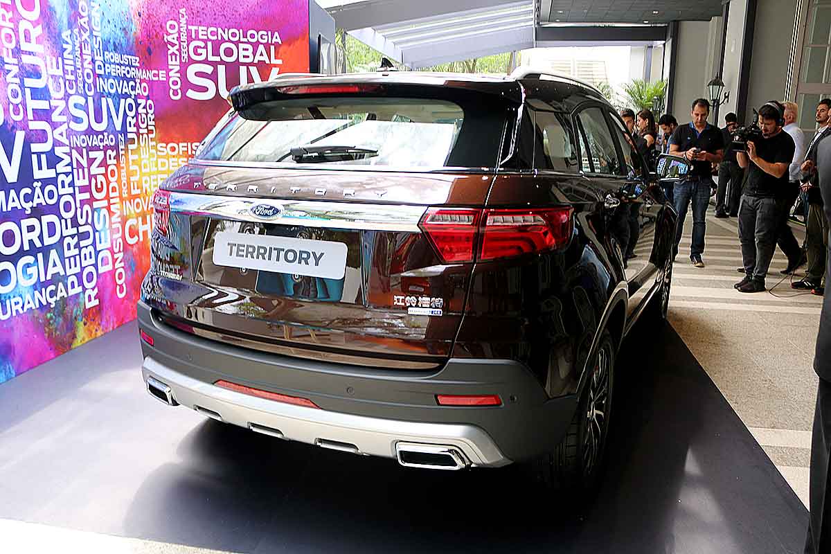 FORD CONFIRMA OFICIALMENTE: TERRITORY CHEGA ANO QUE VEM