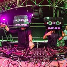 Top 5 EDM DJ Artists That Wear Masks