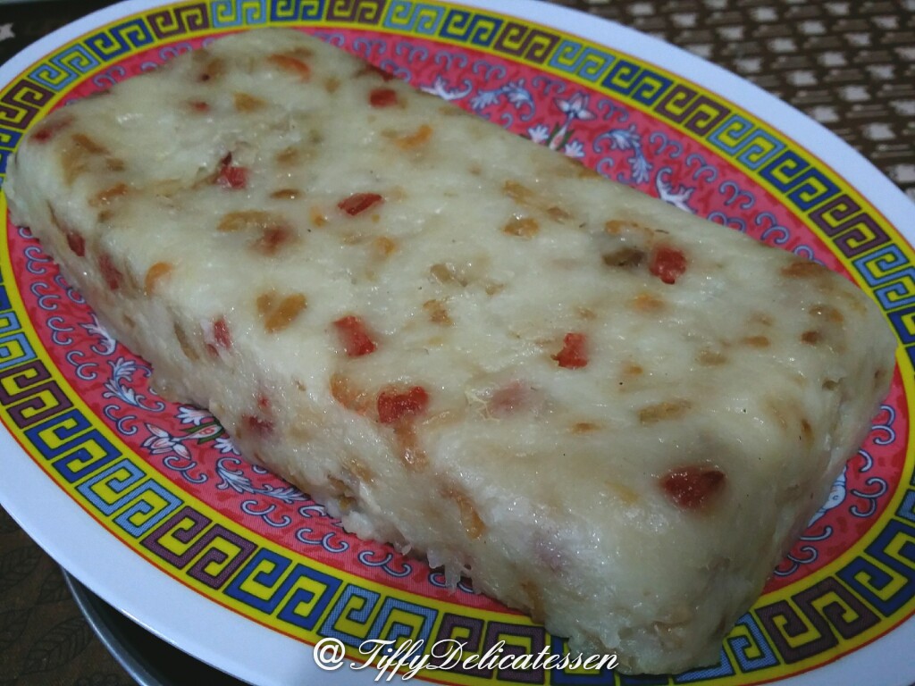 Tiffy Delicatessen: Steamed Radish Cake 萝卜糕