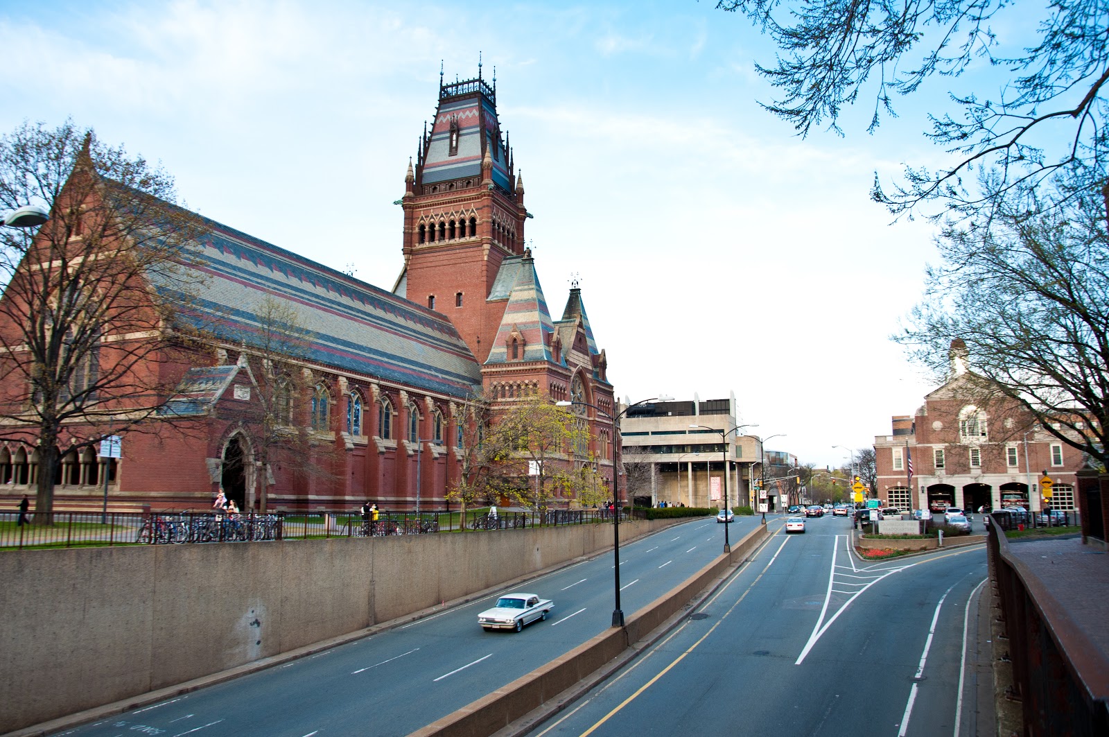 Viata in America din perspectiva unui roman pe coasta de est, in Boston ...