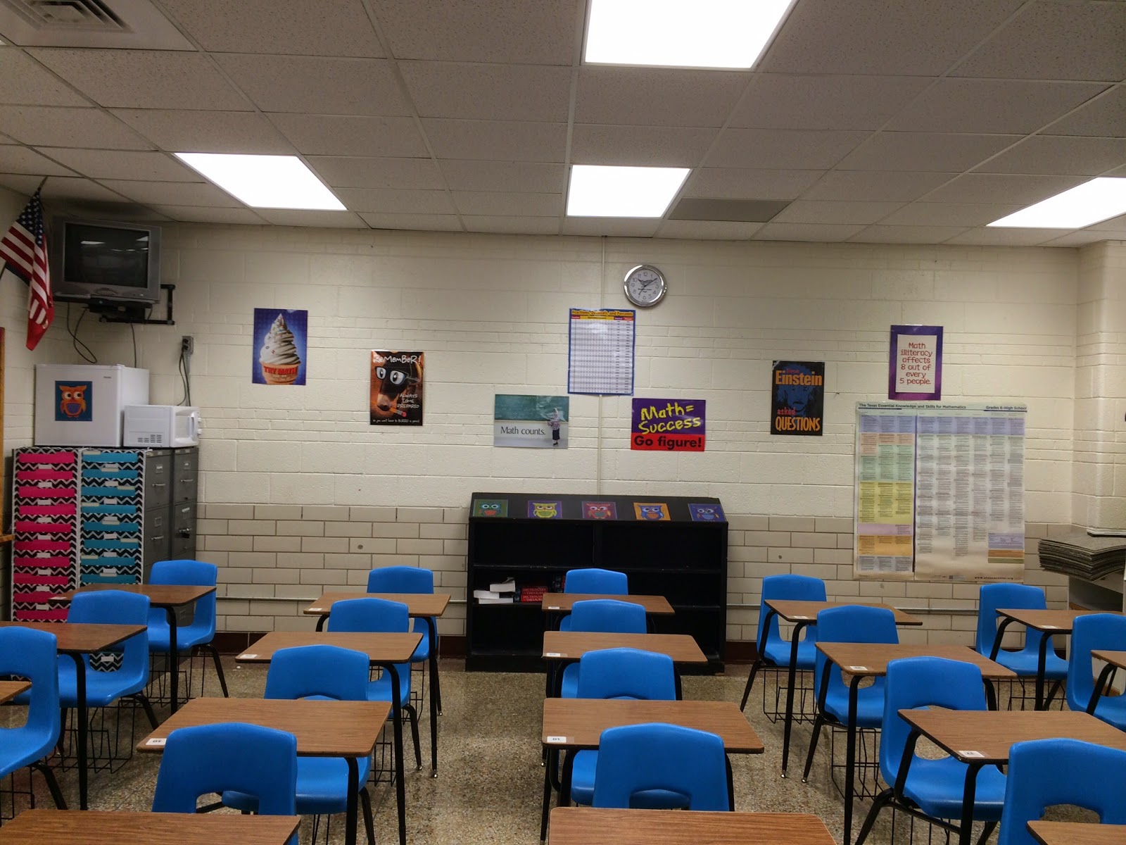 Mrs. Middle School Math: My Classroom