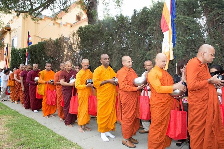 Kathina Robe Offering - History & Development - Dhamma USA